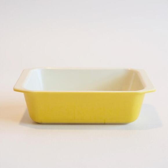 Pyrex | Kitchen | Vintage Pyrex 93 Loaf Pan Lemon Yellow Ovenware Dish ...